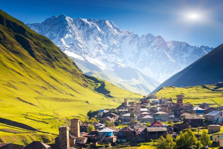 Wycieczka na Kaukaz: GRUZJA - ARMENIA 15 dni - Biuro Turystyczne Bezkresy Wycieczka na Kaukaz: GRUZJA - ARMENIA 15 dni - Biuro Turystyczne Bezkresy